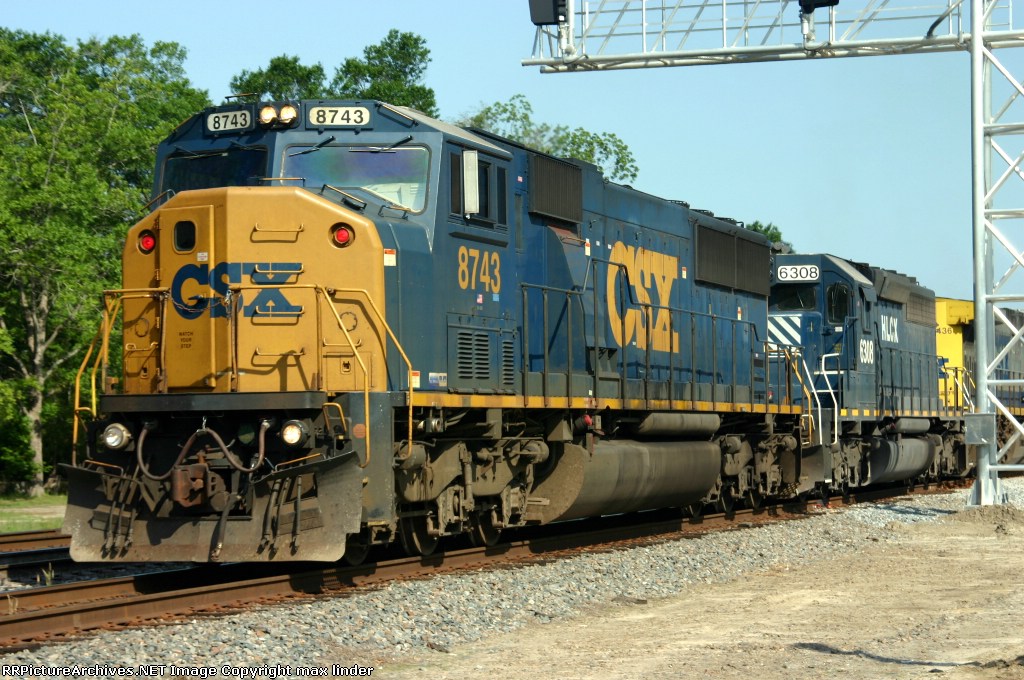 CSX 8743